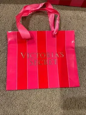 Victoria's Secret | Bags | Victorias Secret Hot Pink And Light Pink ...